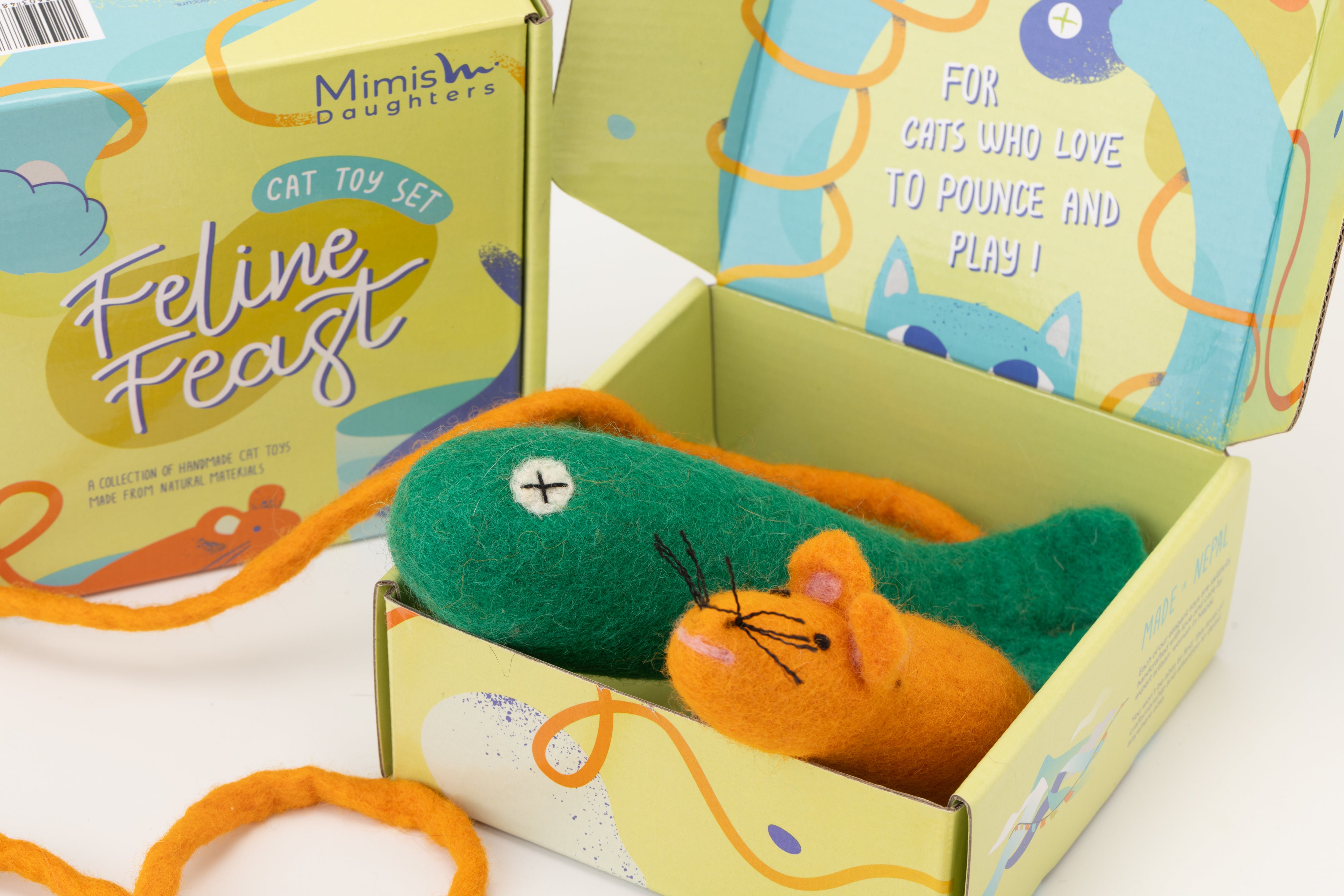 Eco Cat Toy - The Woolie Cat Toy Box | Mimis Daughters